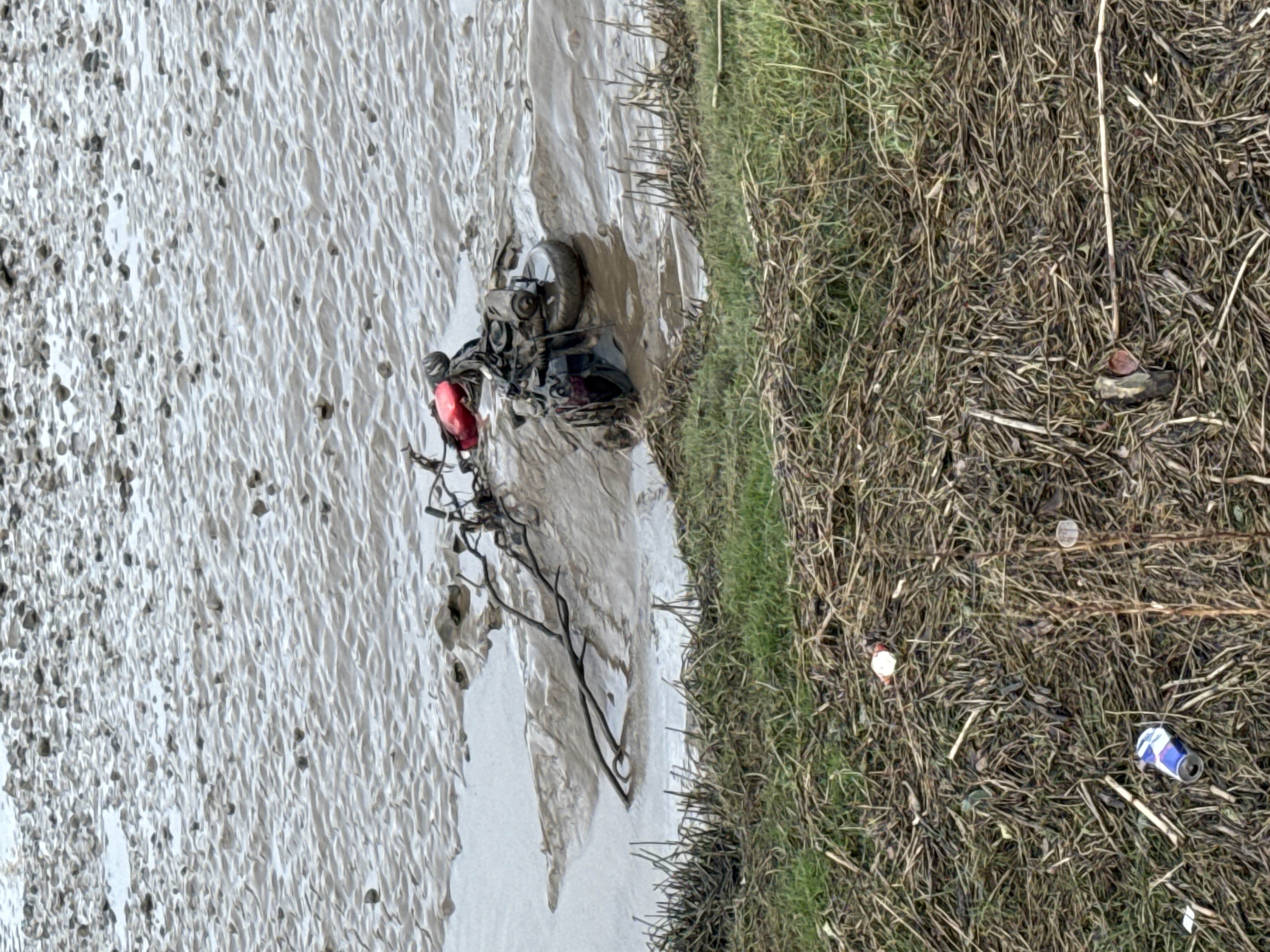 Motorbike cleanup item #709d86c9-8816-4941-9cd3-55c7e951dd35 | River ...